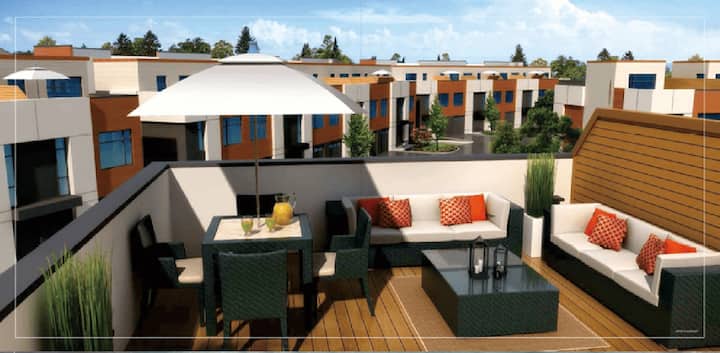 Two New Adjacent 4 Bedroom Townhomes In Fallsview - Niagara Falls