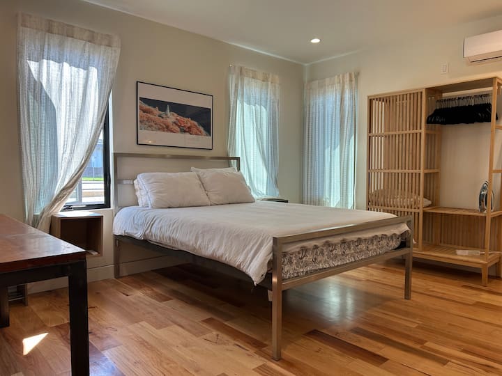 3 | 3 Modern Sofi House - Ladera Heights, CA