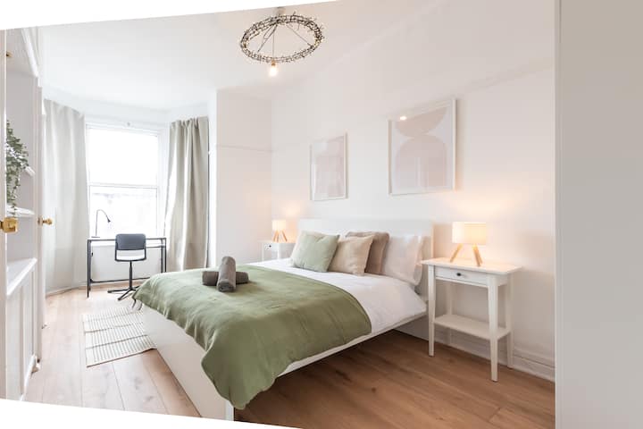 Cozy 2-bed House In Portsmouth Near Qa Hospital - Havant