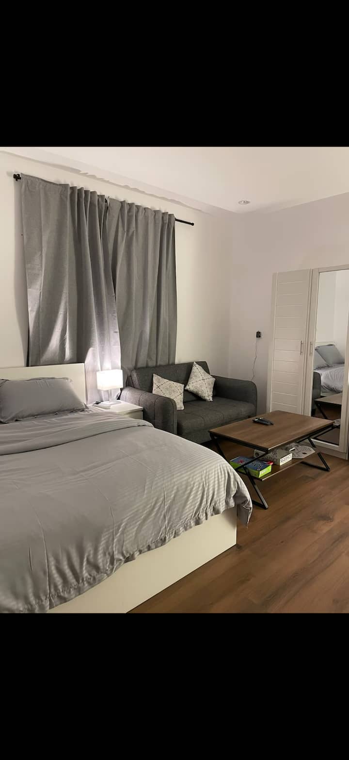 | شقة عصرية وأنيقة | تسجيل وصول ذاتي |  حي السلامه - Djeddah