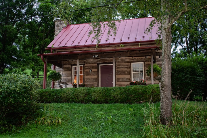 The Poet's Cabin - Marshall, VA