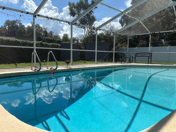 Enjoy Our Chill Place - Winter Haven