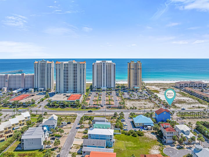 Walk To Navarre Beach • Fun 1br Pirate Apartment - Navarre Beach, FL