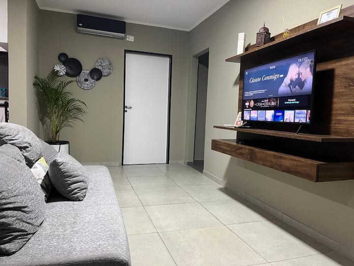 Casa Confortable, En Pleno Centro De La Ciudad. - Puerto Iguazú