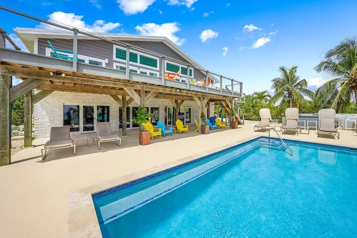 Rum Reef, 6 Bedroom, Pool, Beach, Kayaks, Bikes! - Cayman Islands