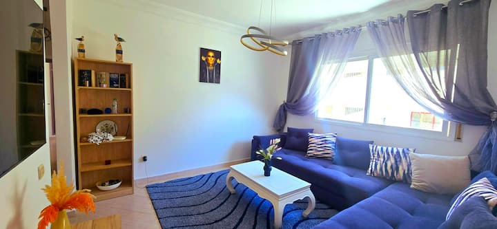 Cozy City Center Flat Near Corniche - Tangier, Morocco