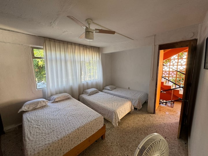 Suit 2 Tambuco - Acapulco