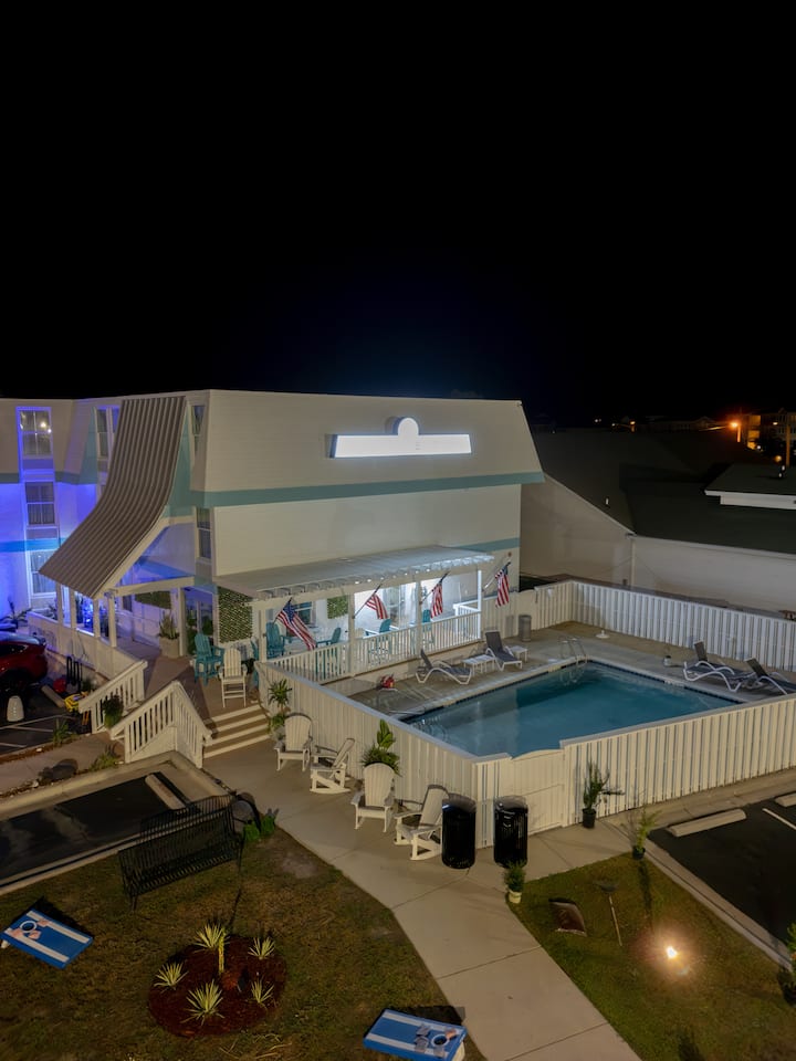 2 Queen Beds - 2nd Floor - Kill Devil Hills, NC