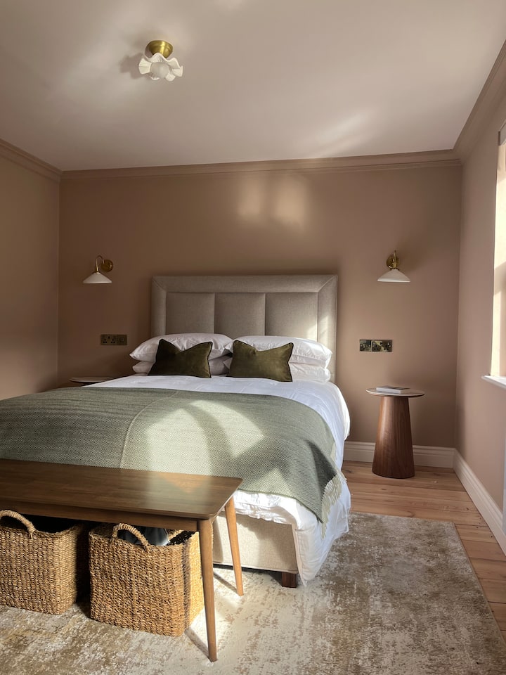 Boutique Luxury Steps From The National Park - Killarney