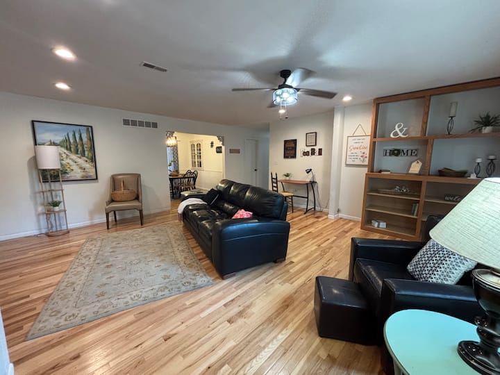 Sunnyvale Stay - Little Dixie Lake, MO