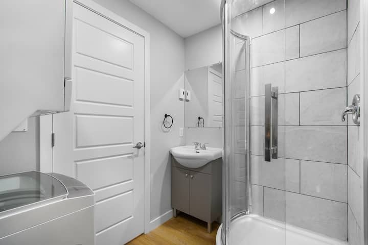 Amazing Location In The Heart Of Gatineau. - Gatineau