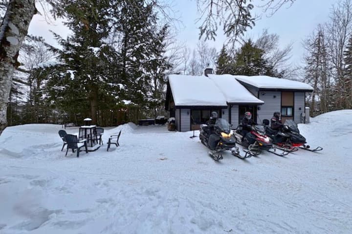 Le Chevreuil | Passion Chalets | Spa, Bbq & Nature - Lac-Simon