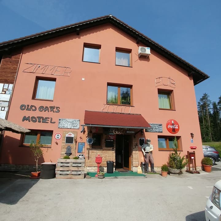Old Car's Motel - Wörthersee