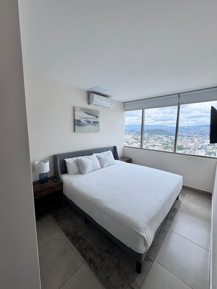 Apartamento Moderno Frente A Embajada Americana - Tegucigalpa