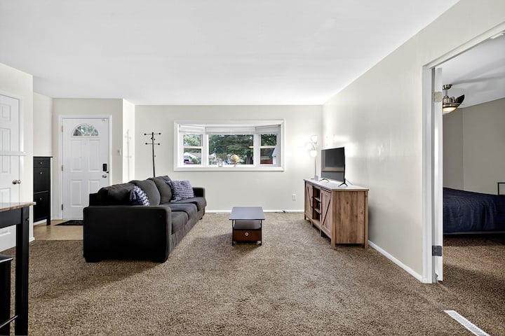 Cozy, Convenient, Centrally Located Newark Rancher - Newark, DE