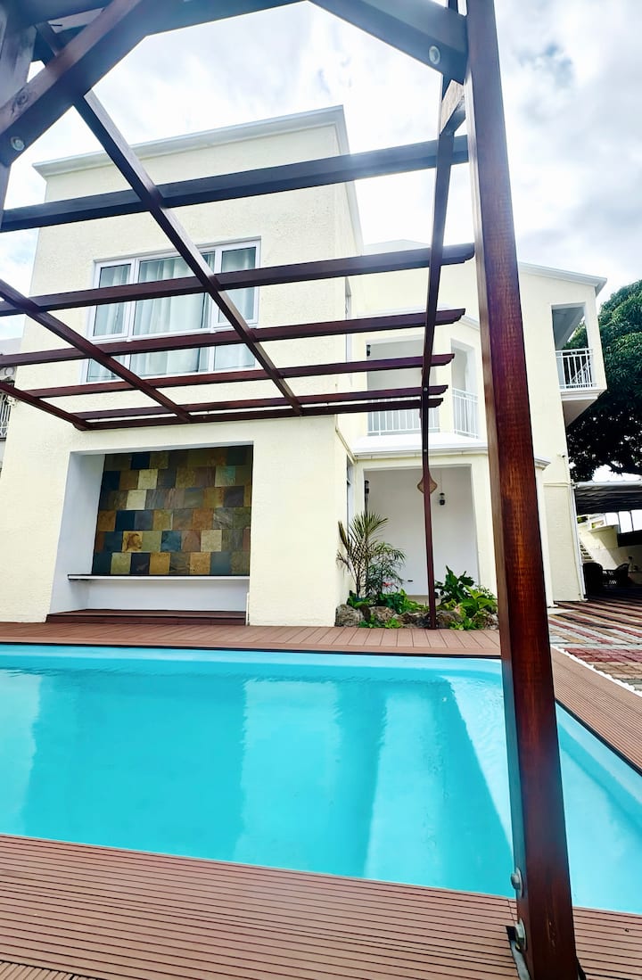 Mont Choisy Beach Villa | 7br W/ Pool - Mauricio