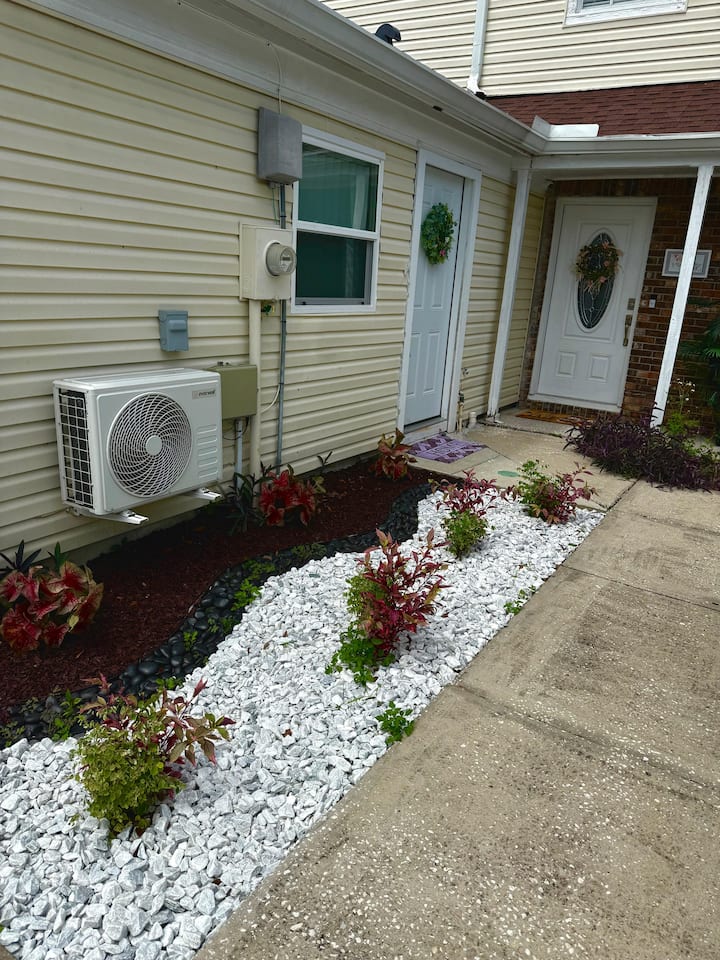 Villa Rosas - Tampa, FL