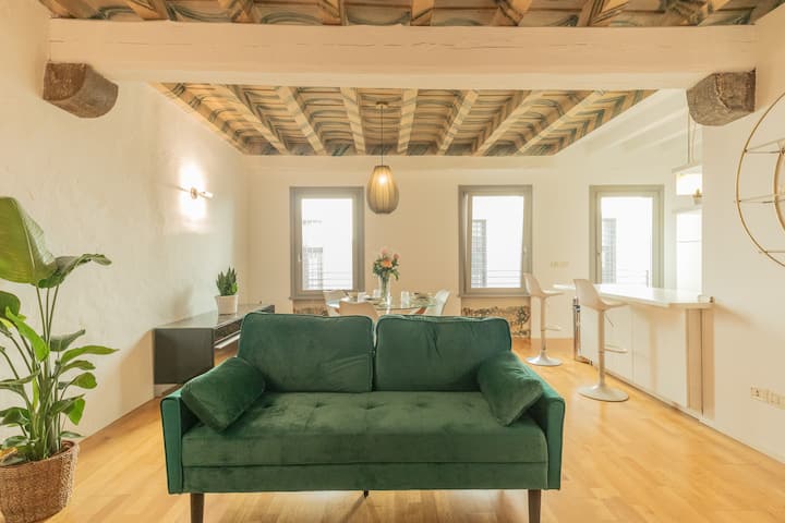 [Piazza San Giacomo] Emerald Loft (With Parking) - Udine