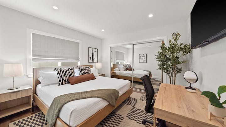 Serene Guesthouse Close To Disney & La - Downey, CA