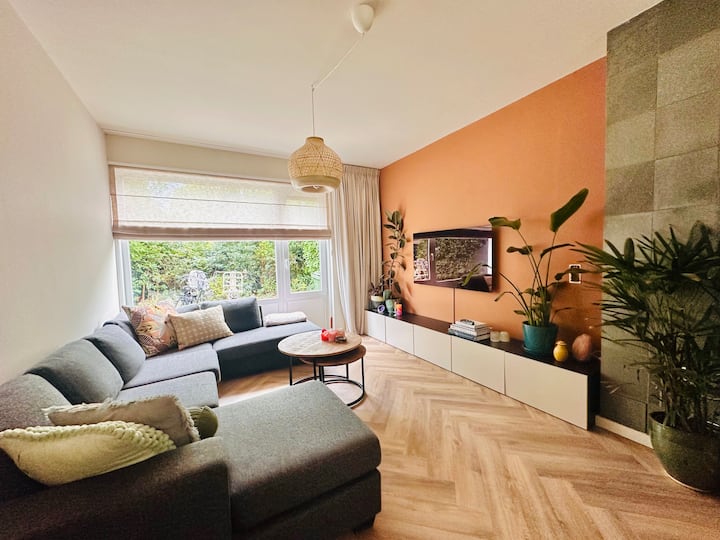 Newly Renovated Family Home Close To City Centre - Rotterdam