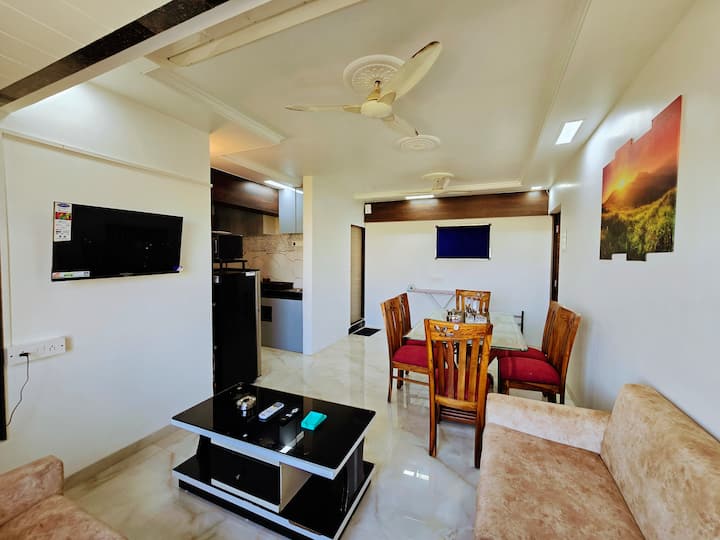 Bliss 99: 2 Bedroom Apt With Kitchen, Near Juhu - Mumbai