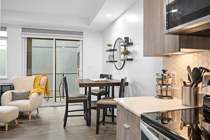 Cozy 1 Bedroom Downtown And By Hospital, Kamloops - Kamloops