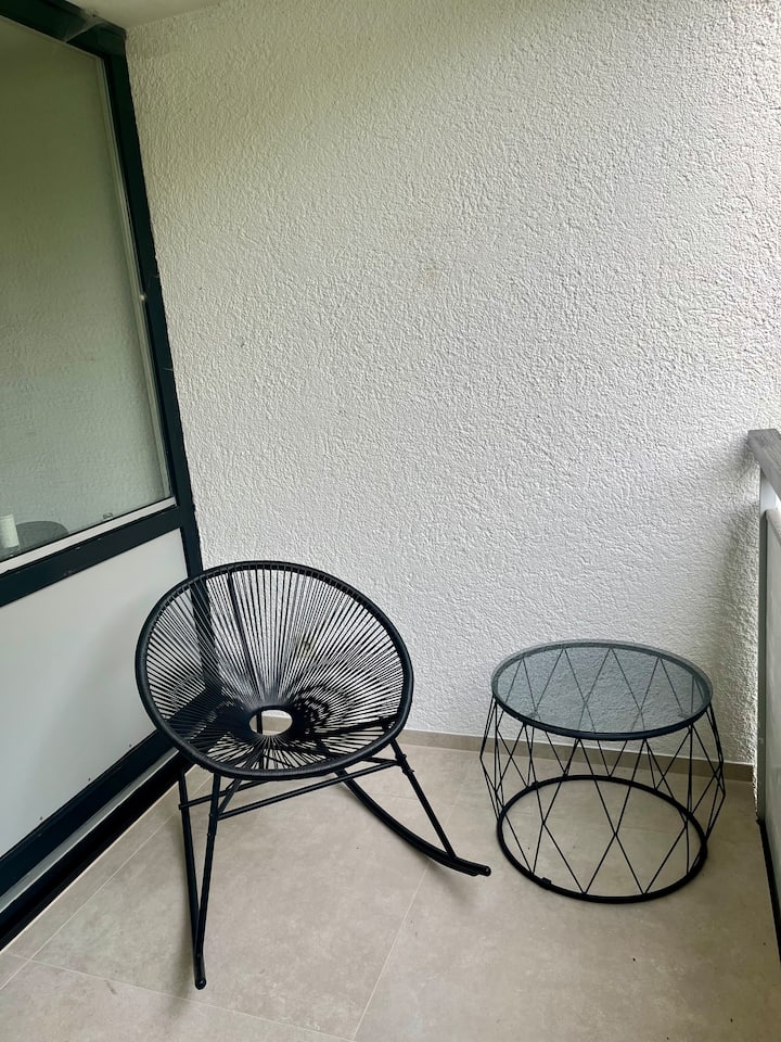 Stilvolle 3-zimmer-wohnung In Possenhofen (76m²) - Berg