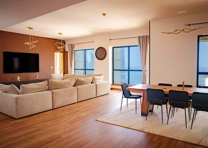 Bed & Breakfast - In Jbr Full Sea View - Dubai