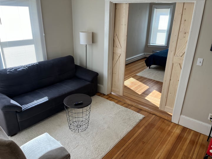 5 Min To Salem~comfy King Beds - Beverly