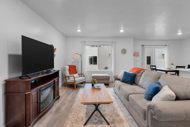 Cross Hollow Retreat - Cedar City, UT