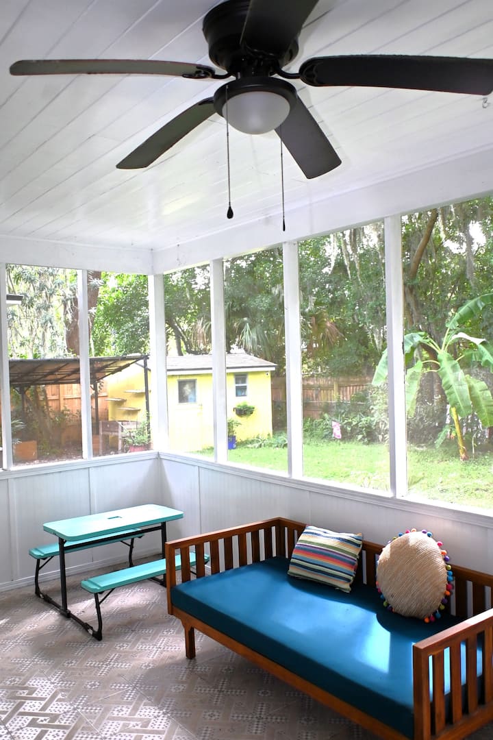 Quiet, Comfortable, Sleeps 8, 15 Minutes To Jax - ジャクソンビル, FL