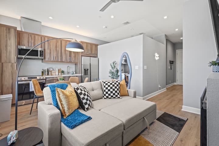 Modern 1 Bedroom 2 Bed Condo In Heart Of Dallas - ダラス