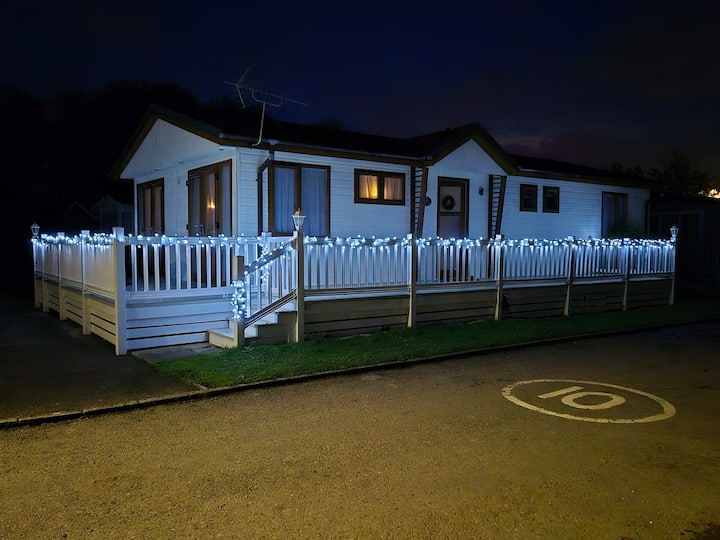 Wild Haven Lodge - New For 2026 - Lymington