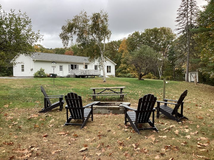 Sunrise Cottage - Charlestown, NH