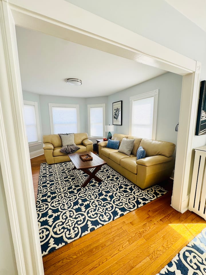 New- Just Listed 3 Bed Condo, Moody St Local, - Waltham, MA