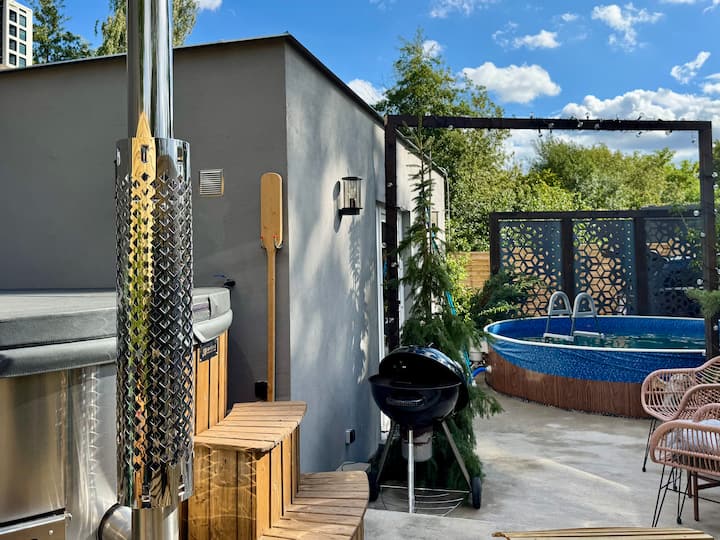 Garden Residence - The Garage - Chequia