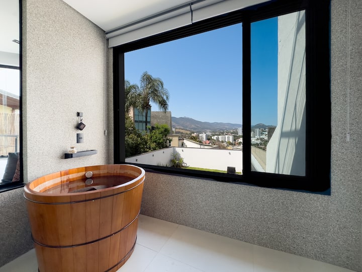 Ofurô, Piscina Aquecida, Sauna E Vista Da Pedra - Atibaia