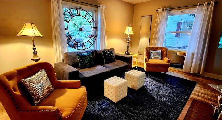 Cool House In Lumpkin Heights Historic District - Water Park, Mattoon