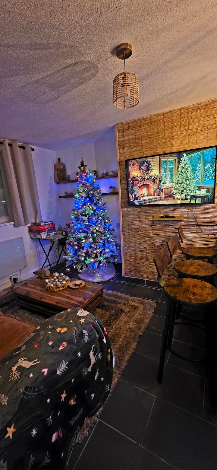 Taff Cottage - Free Parking, Fast Wifi, Cosy Vibes - Cardiff