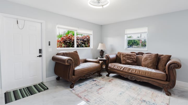 Comfy Lake Worth With King Bed And Large Closet. - Lake Worth, FL