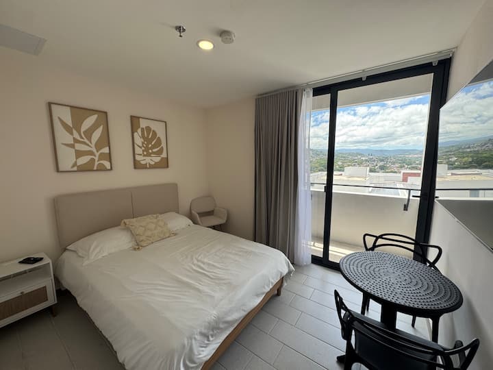 Exclusive 1-bedroom Luxury Apartment - Tegucigalpa