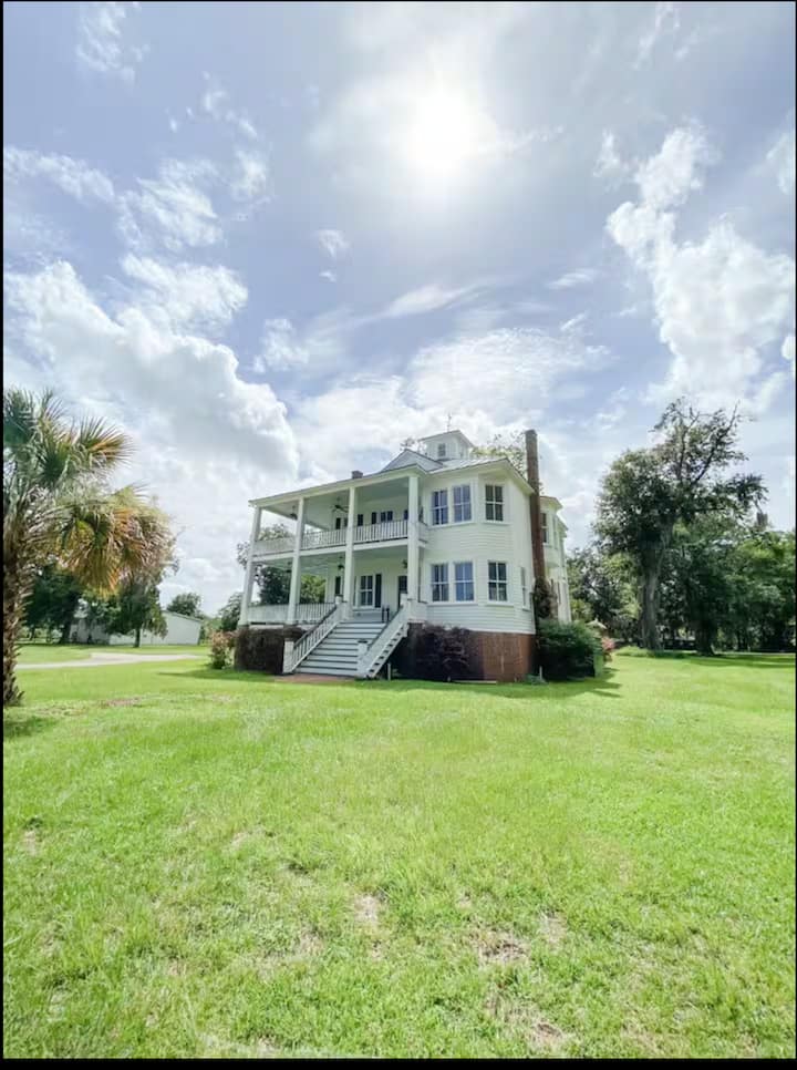 Pecan Point | Sleeps 10 | A True Southern Home - Beaufort, SC