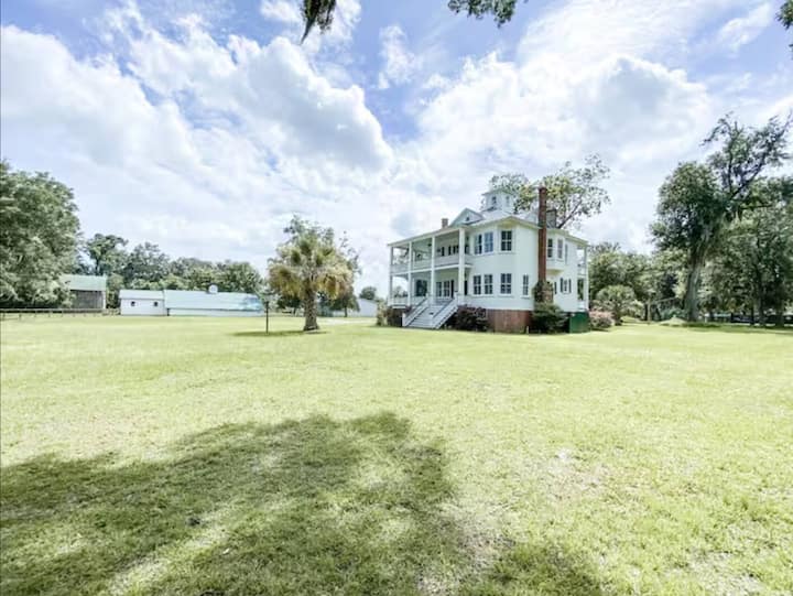 Pecan Point | Sleeps 10 | A True Southern Home - Beaufort, SC
