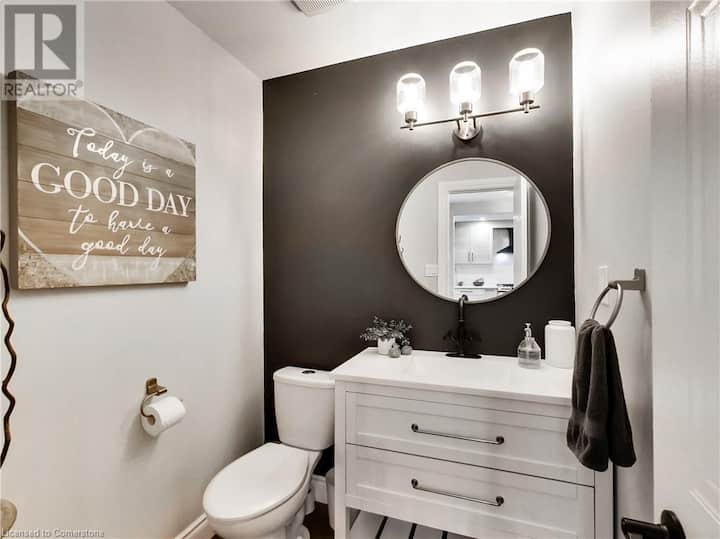 Cozy Apartment With Spacious Outdoor Area - Grimsby