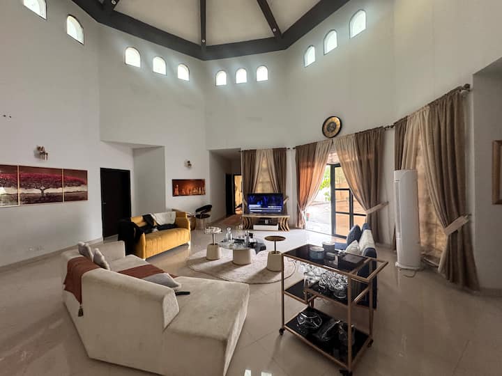 Nature-friendly & Luxury Farmhouse. - Karachi