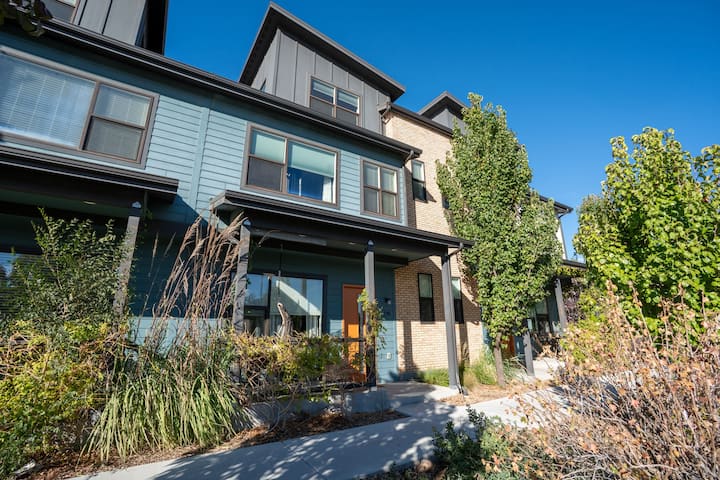 Zen Junction: Pet-friendly Jam Studio Oasis - Grand Junction, CO