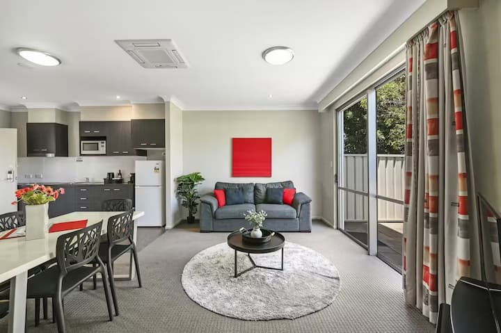 2 Bedroom Deluxe Apt - Platinum International - Toowoomba