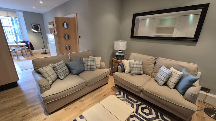 Cosy 1 Bed Flat In The Heart Of Royal Mile - Edinburgh