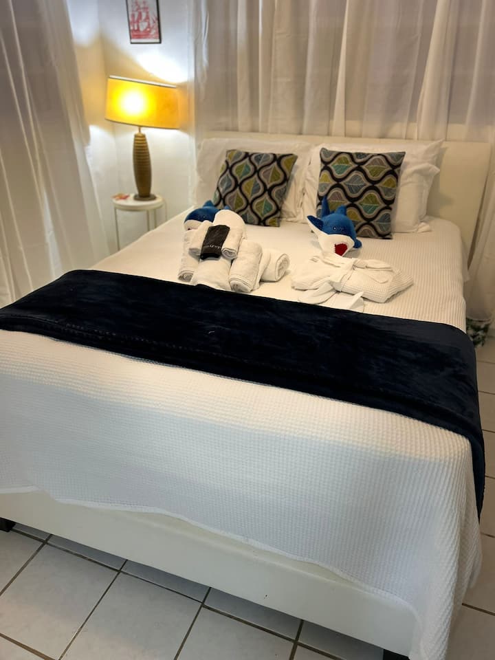 Coco Plum Beach Apartment Studio Getaway With Pool - Nassau