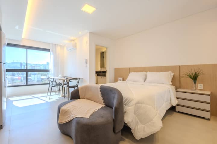 Loft C/ Piscina + Fitness ·  Perto  Vila Germanica - Blumenau